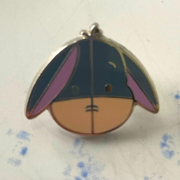 Disney | Accessories | Disney 206 Vintage Eeyore Head Pin From Winnie ...